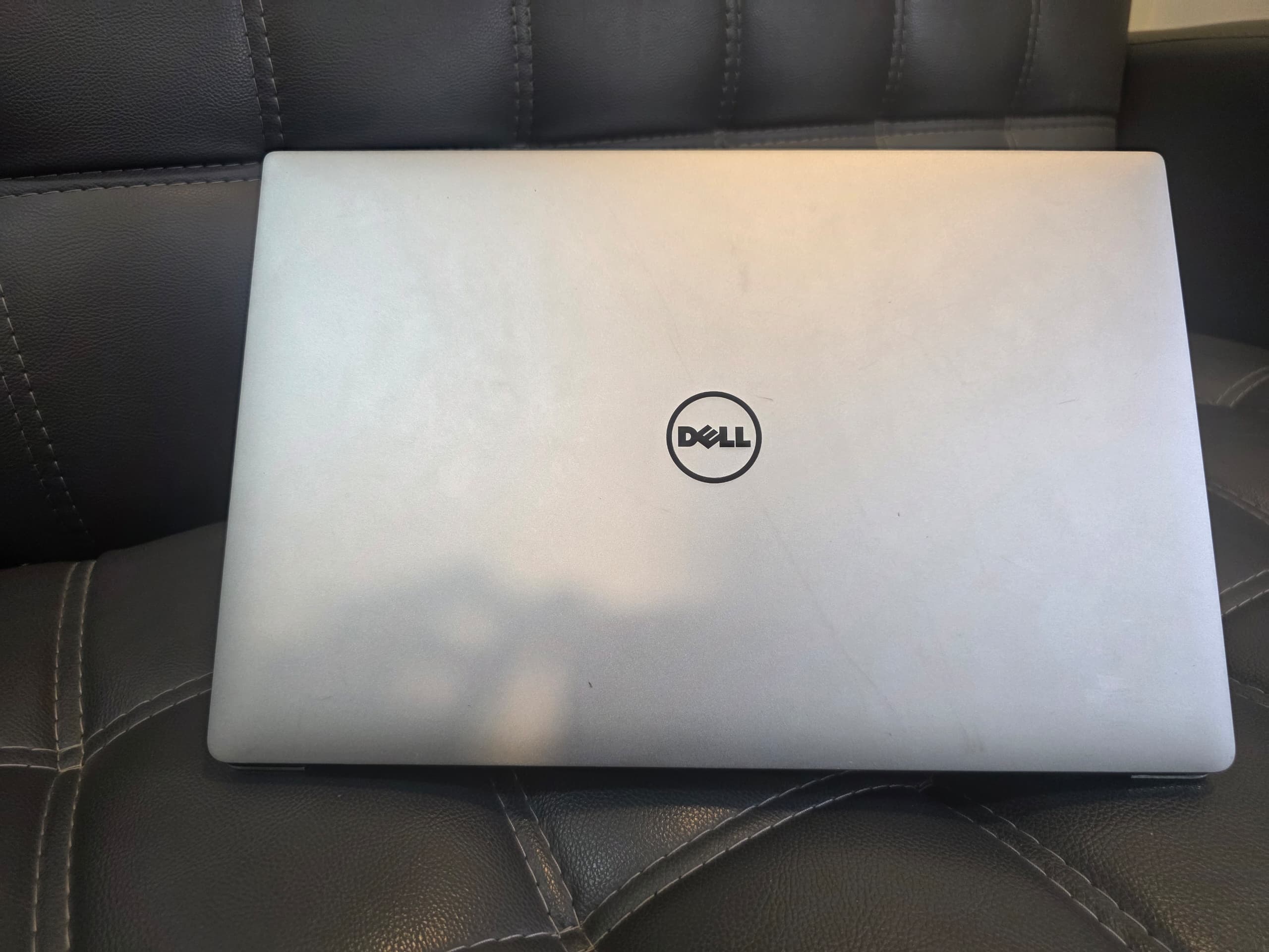 Dell XPS 15 9560